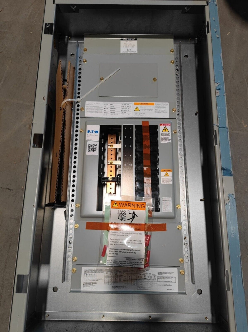 PANELBOARD EATON PRL1x, 100 AMP, 240/120V, 1PH/3W, 18Sp, NEMA 1, 36 In ...