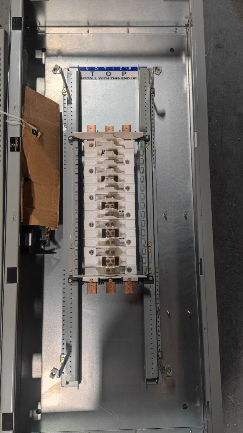 Panelboard EATON PRL2x, 100 AMP, 480Y/277V, 3PH/4W, 30Sp, NEMA 1, 48 i ...