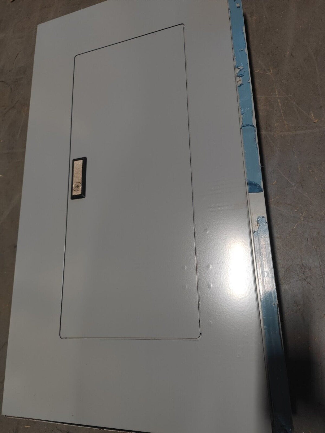 PANELBOARD EATON PRL1x, 100 AMP, 240/120V, 1PH/3W, 18Sp, NEMA 1, 36 In ...