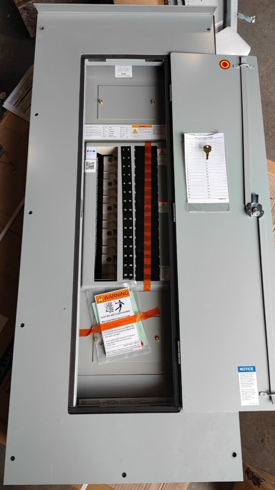 Panelboard EATON PRL2x, 100 AMP, 480Y/277V, 3PH/4W, 30Sp, NEMA 3R, 48 ...