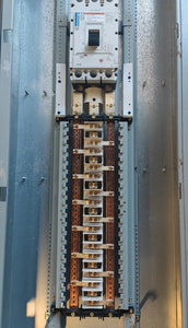 Panelboard EATON PRL1x, 400A, 208Y/120V, 3PH/4W, MLO, 42Sp, NEMA 1, 60 ...